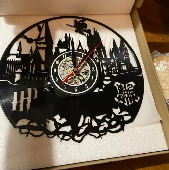 Wall Decor | New Harry Potter Vinyl Record Color Changing Wall Clock ...